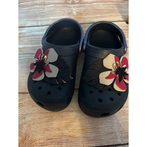 CROCS | Shoes | Crocs Womens Classic Botanical Floral Design Clogs ...
